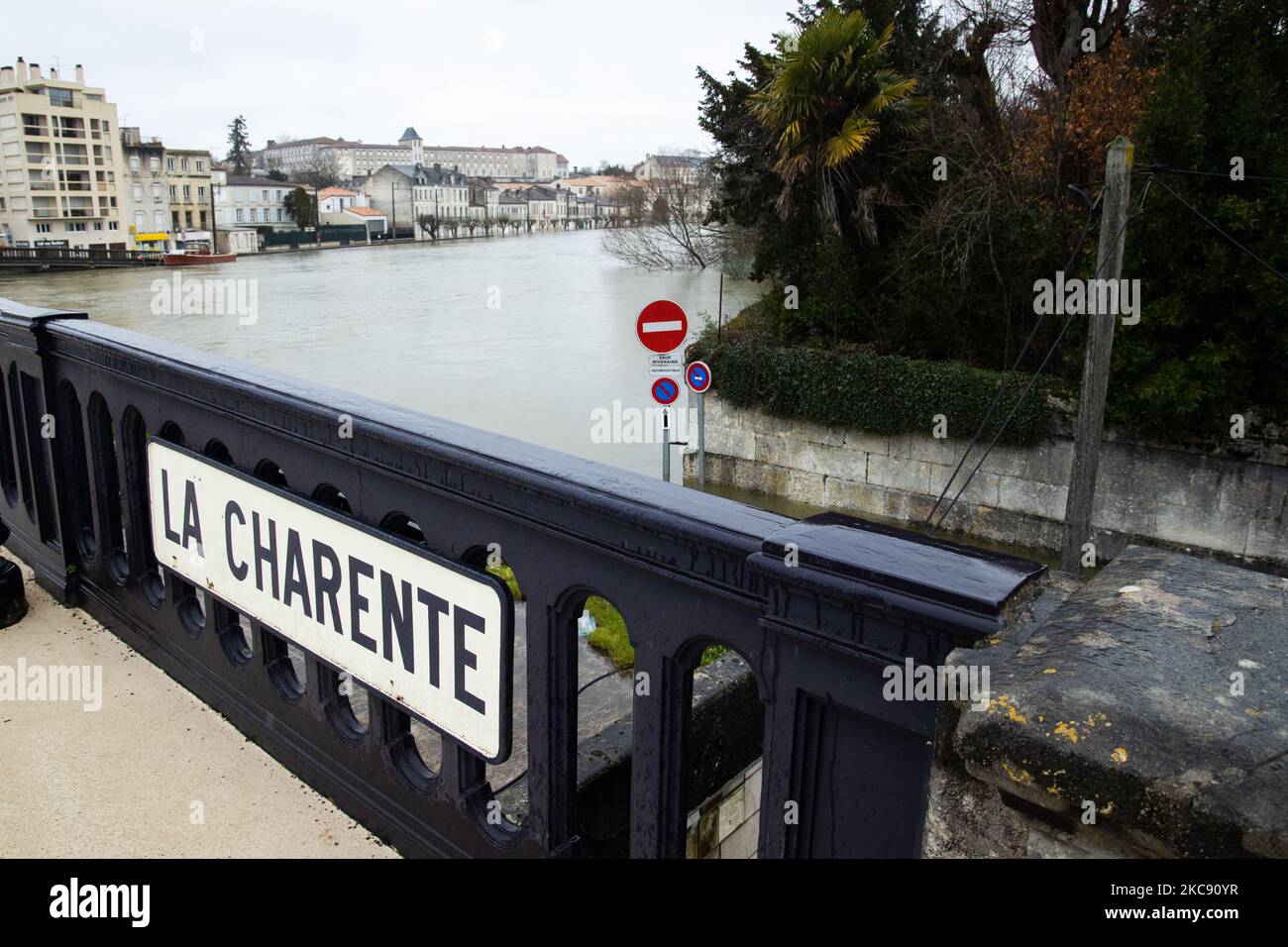 A view of flood in Charente-Maritime, in Saintes, on February 8, 2021 ...