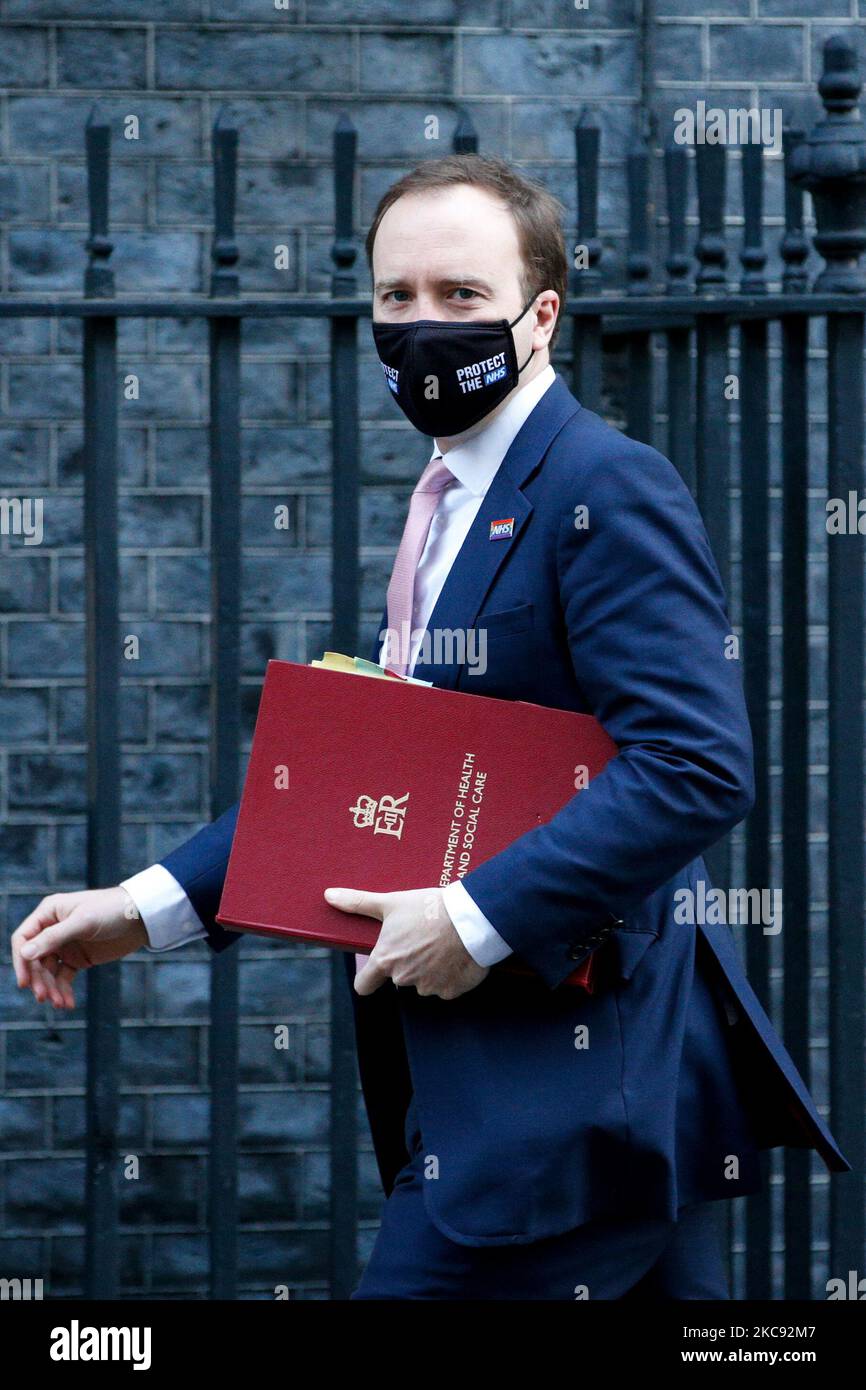 Matt hancock downing street hi-res stock photography and images - Alamy