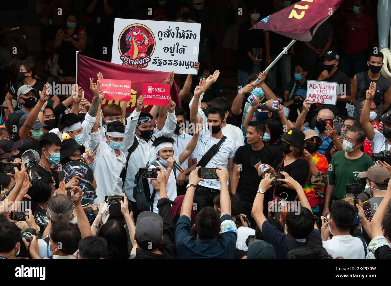 Pro monarchy rally hi-res stock photography and images - Alamy