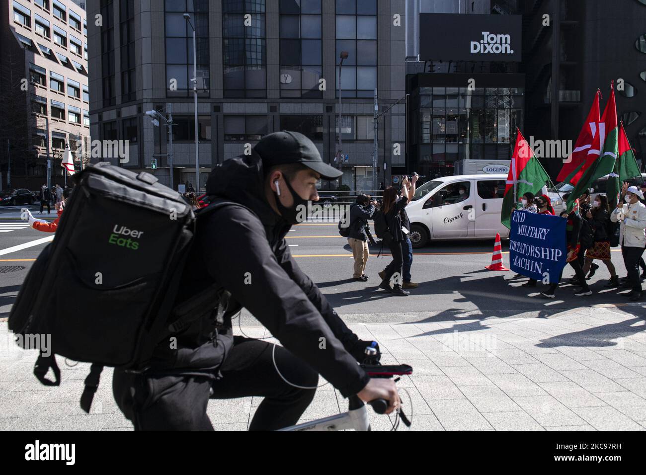 Tokyo uber vehicle hi-res stock photography and images - Alamy
