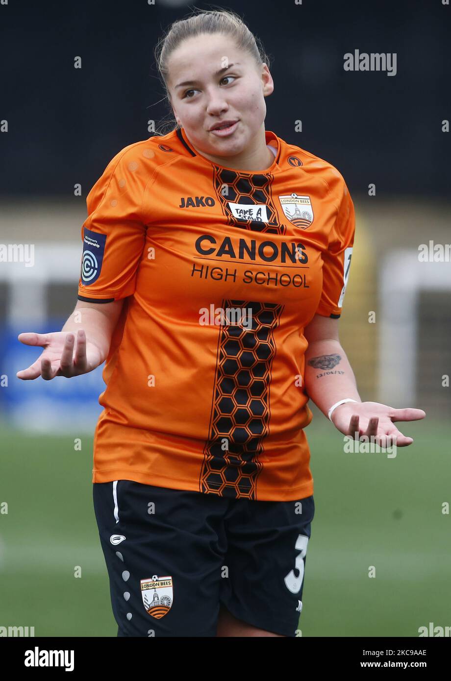 Mia Cruickshank of London Bees (on Loan from West Ham United) during FA ...