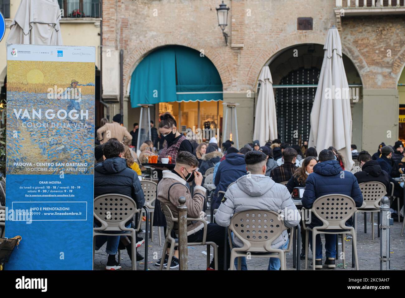 Municipality blocking hi-res stock photography and images - Alamy