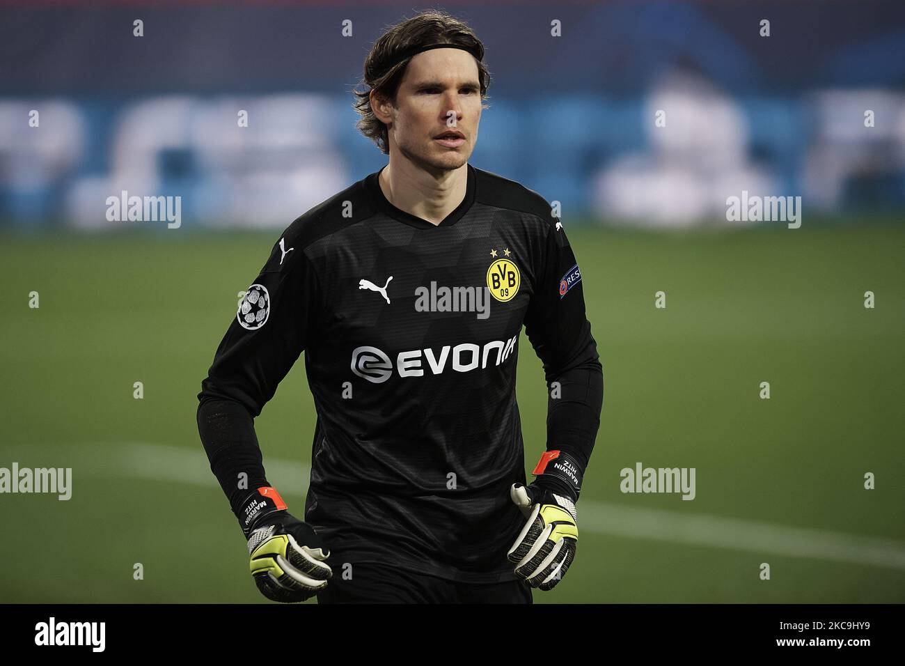 Marwin Hitz of Dortmund during the UEFA Champions League Round of 16 ...