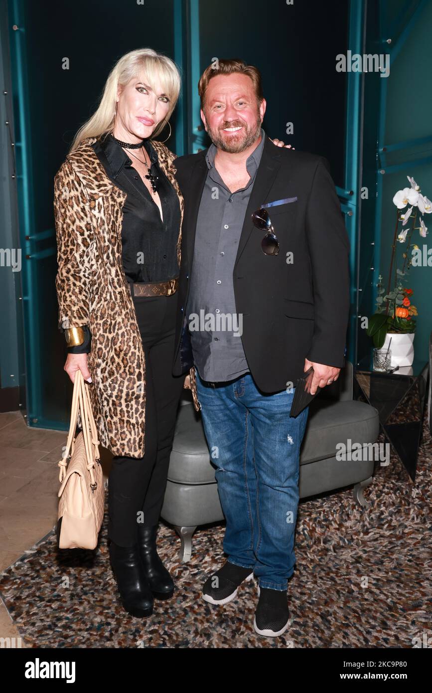 Los Angeles, California, USA. 3rd November, 2022. Jennifer Moriarty and ...