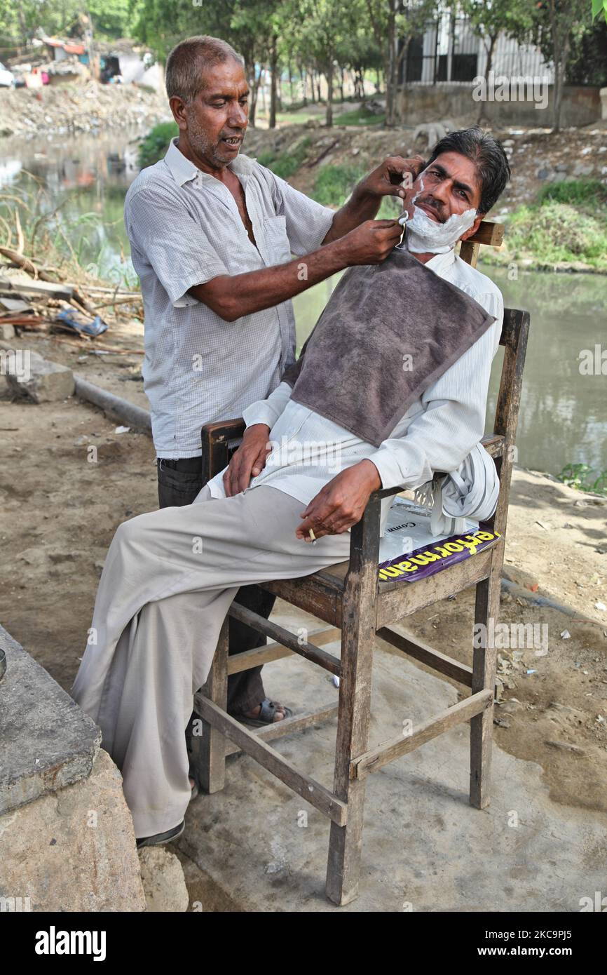 Old delhi delhi india indian slums delhi slums hi-res stock photography ...