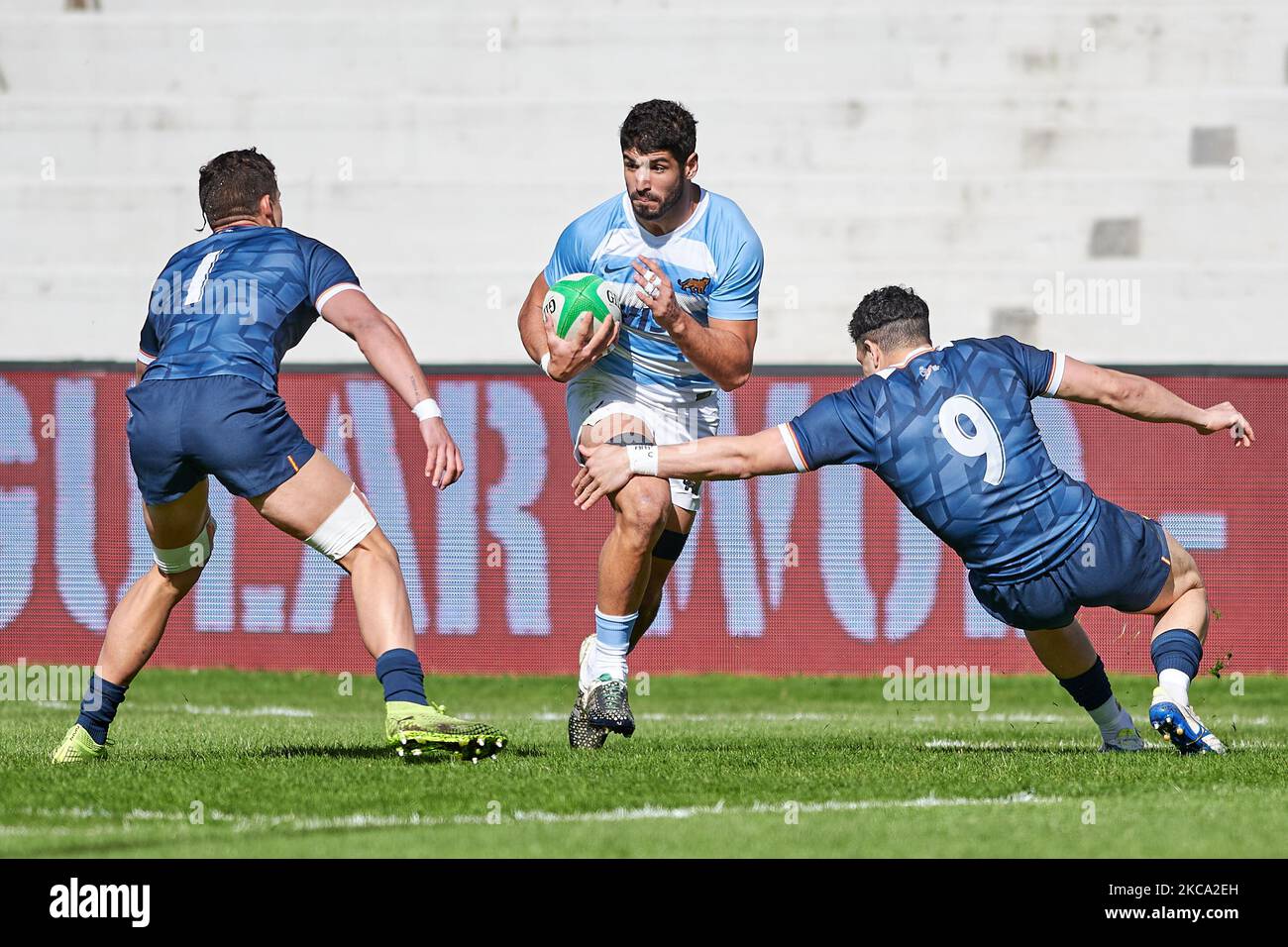 Players In action during the Madrid Rugby 7s match between Spain and ...