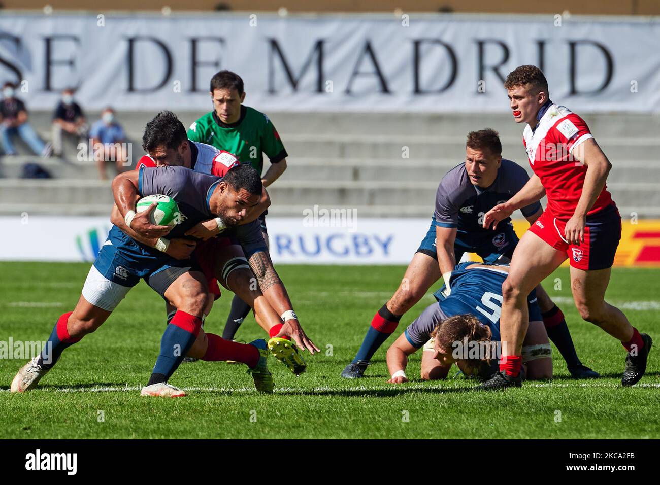 Players In action during the Madrid Rugby 7s match between Chile and ...