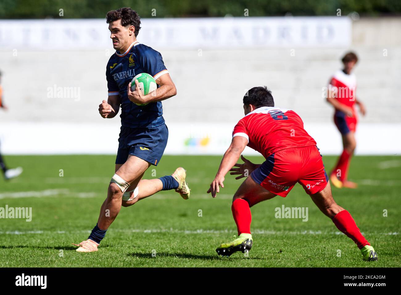 Players In action during the Madrid Rugby 7s match between Chile and ...