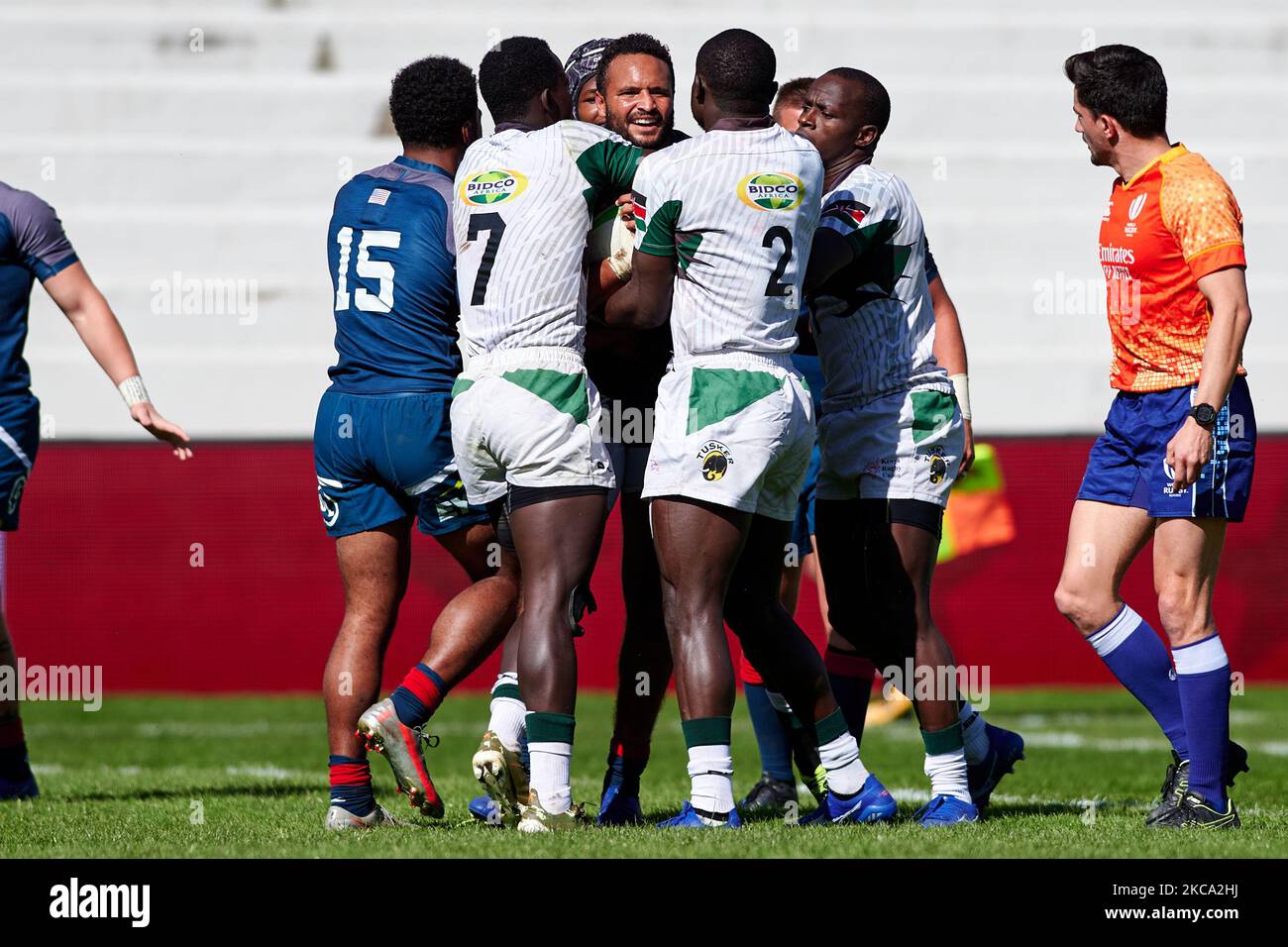 Players In action during the Madrid Rugby 7s match between Kenya and ...