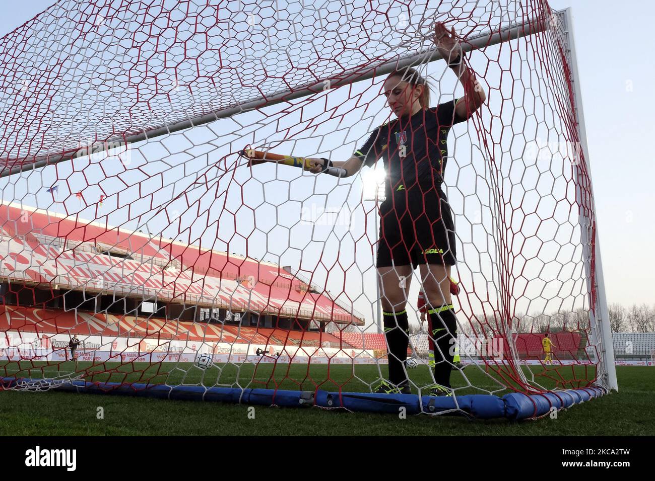 Linesman francesca di monte hi-res stock photography and images - Alamy
