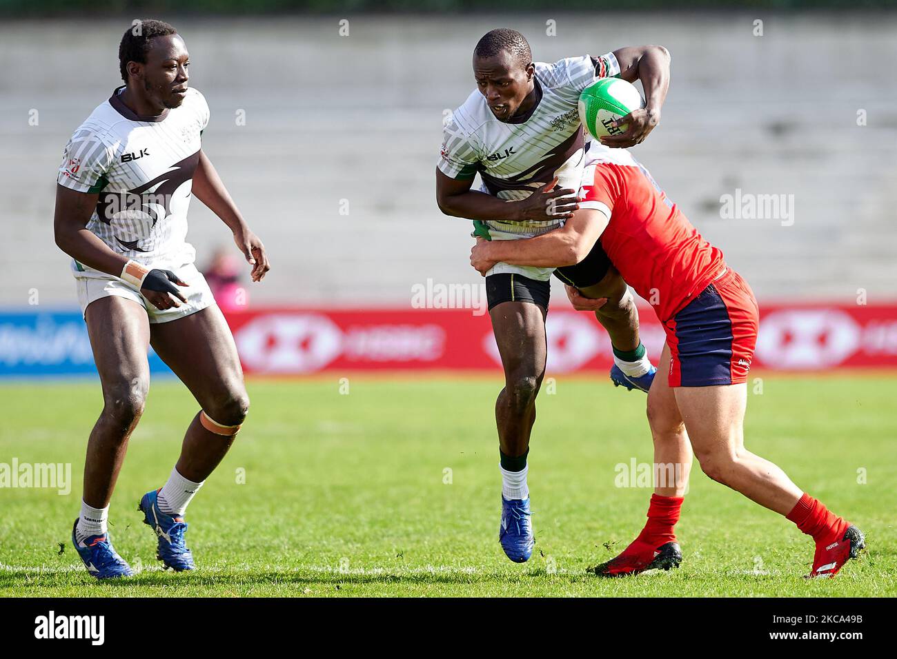 Players In action during the Madrid Rugby 7s match between Kenya and ...
