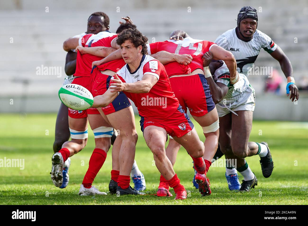 Players In action during the Madrid Rugby 7s match between Kenya and ...