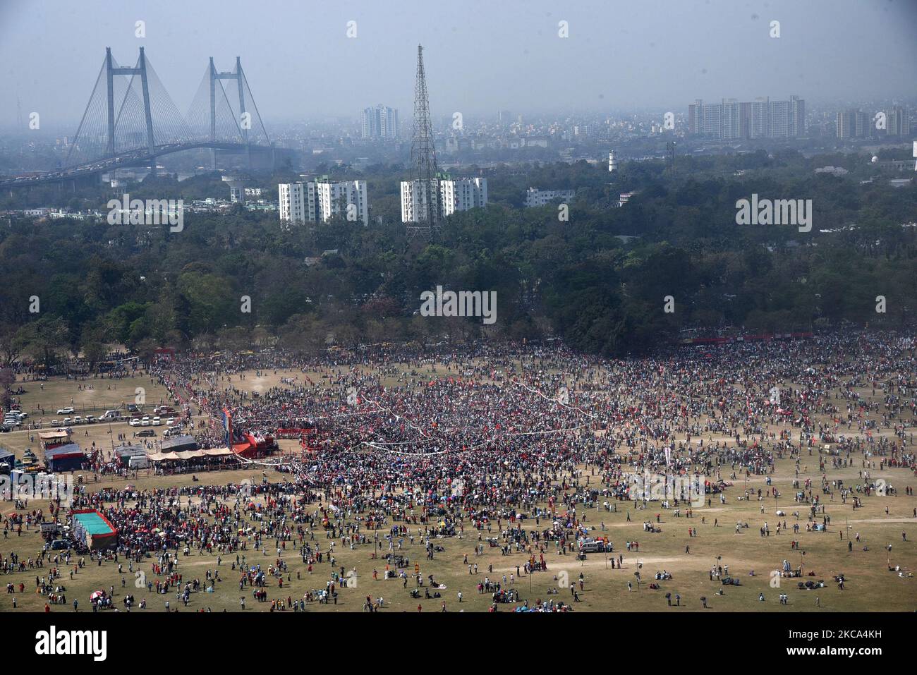 Supporters of the Left front , Congress and Indian Secular Front (ISF ...