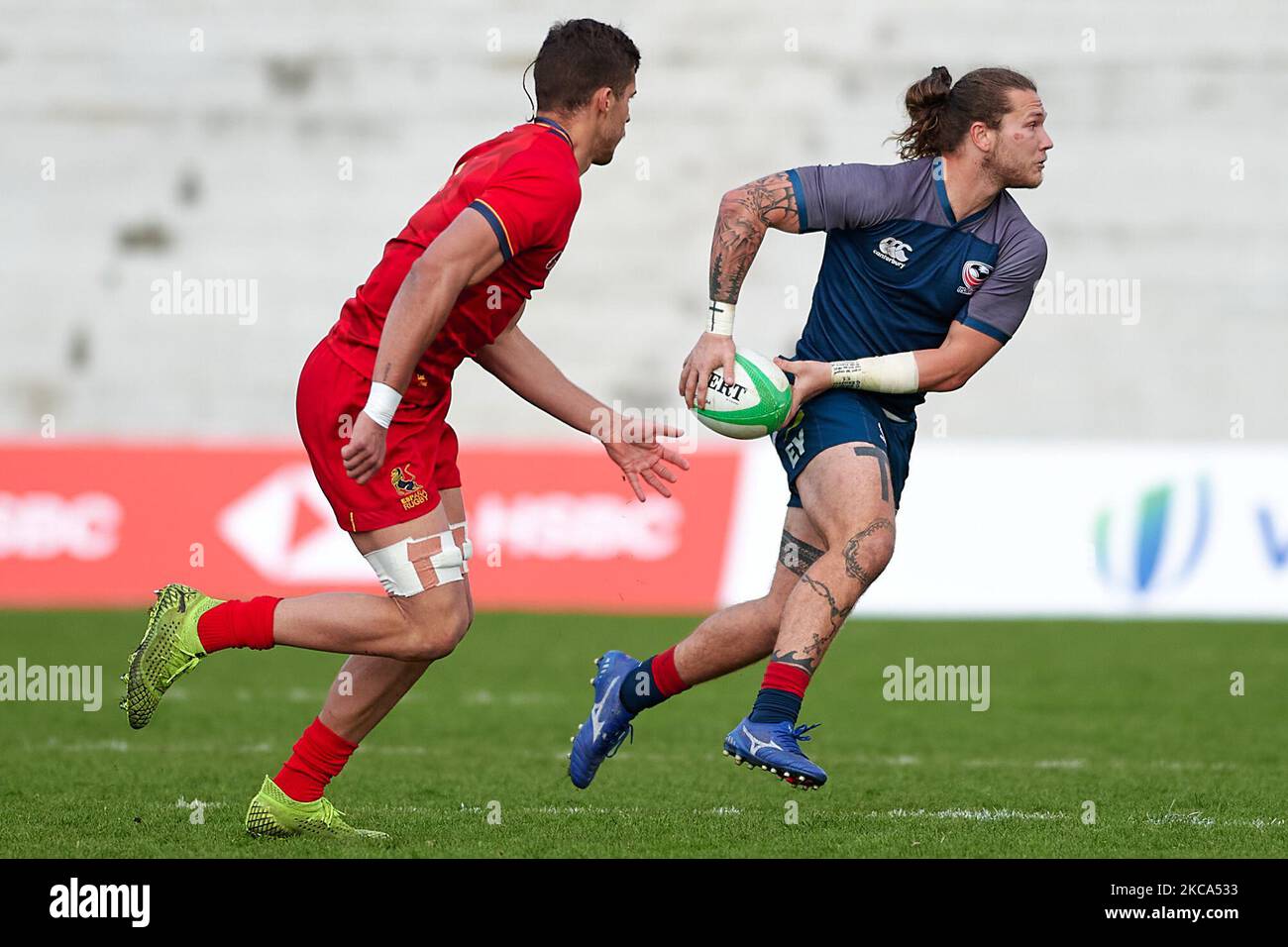 Players In action during the Madrid Rugby 7s match between Spain and ...