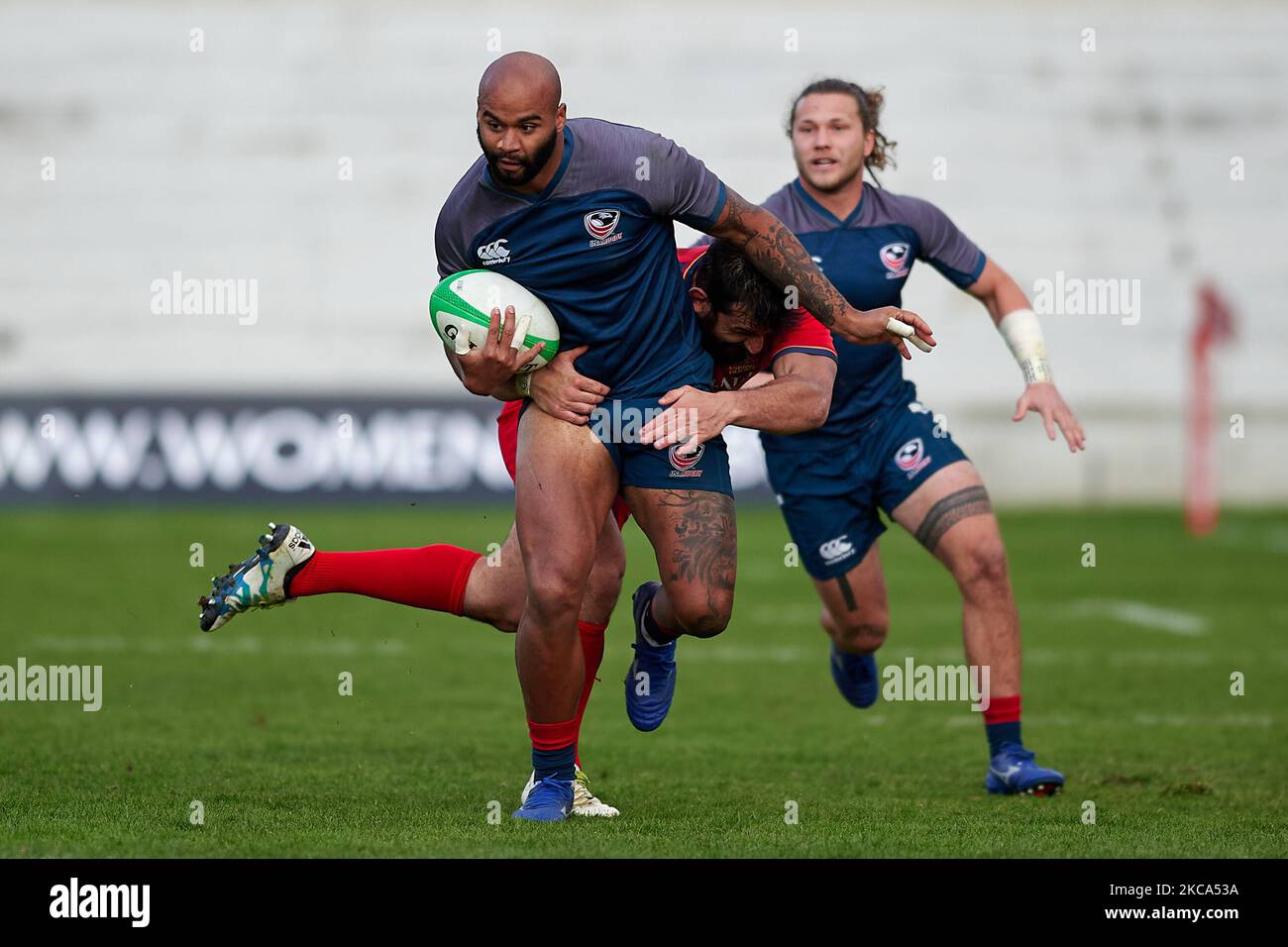 Players In action during the Madrid Rugby 7s match between Spain and ...