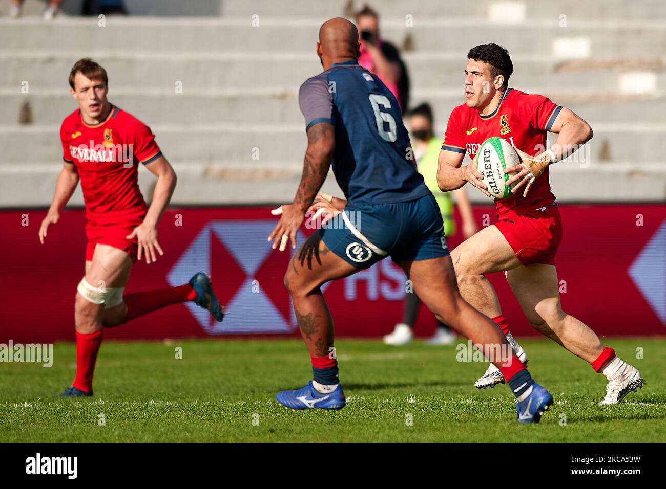 Players In action during the Madrid Rugby 7s match between Spain and ...