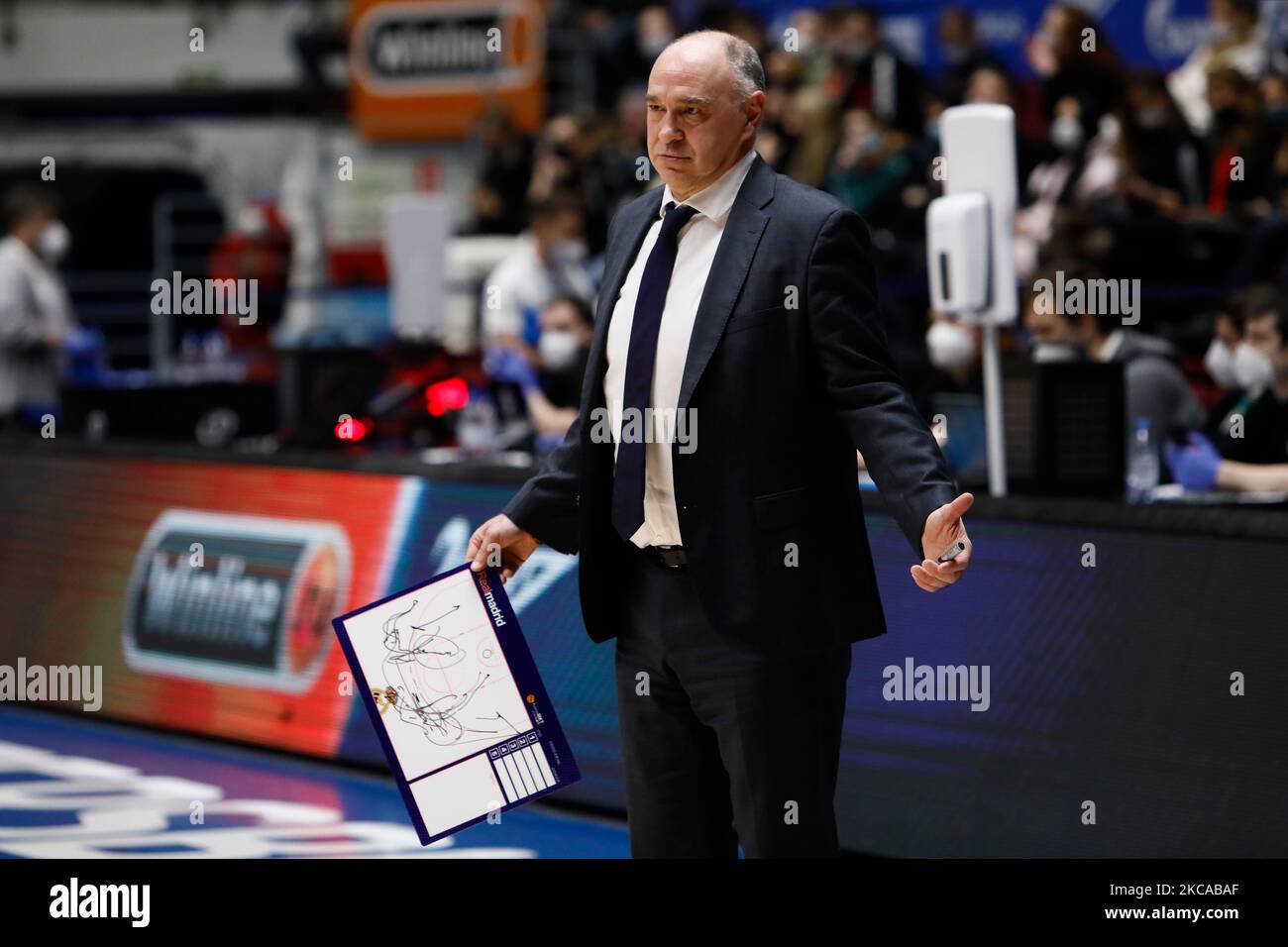 Real madrid head coach pablo laso hi-res stock photography and images ...