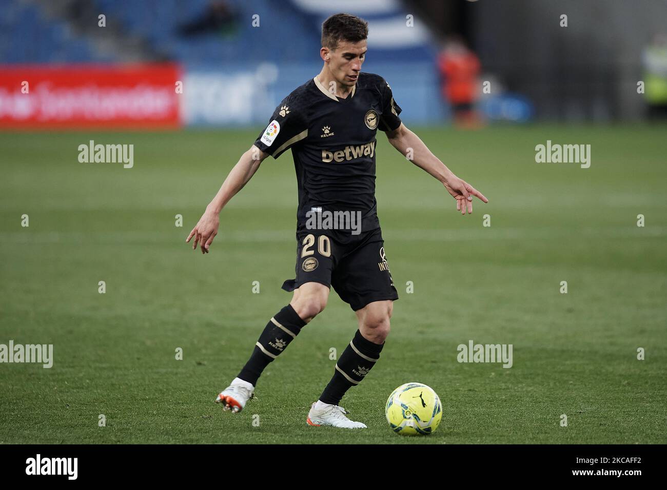 Real sociedad reale arena fans hi-res stock photography and images - Alamy