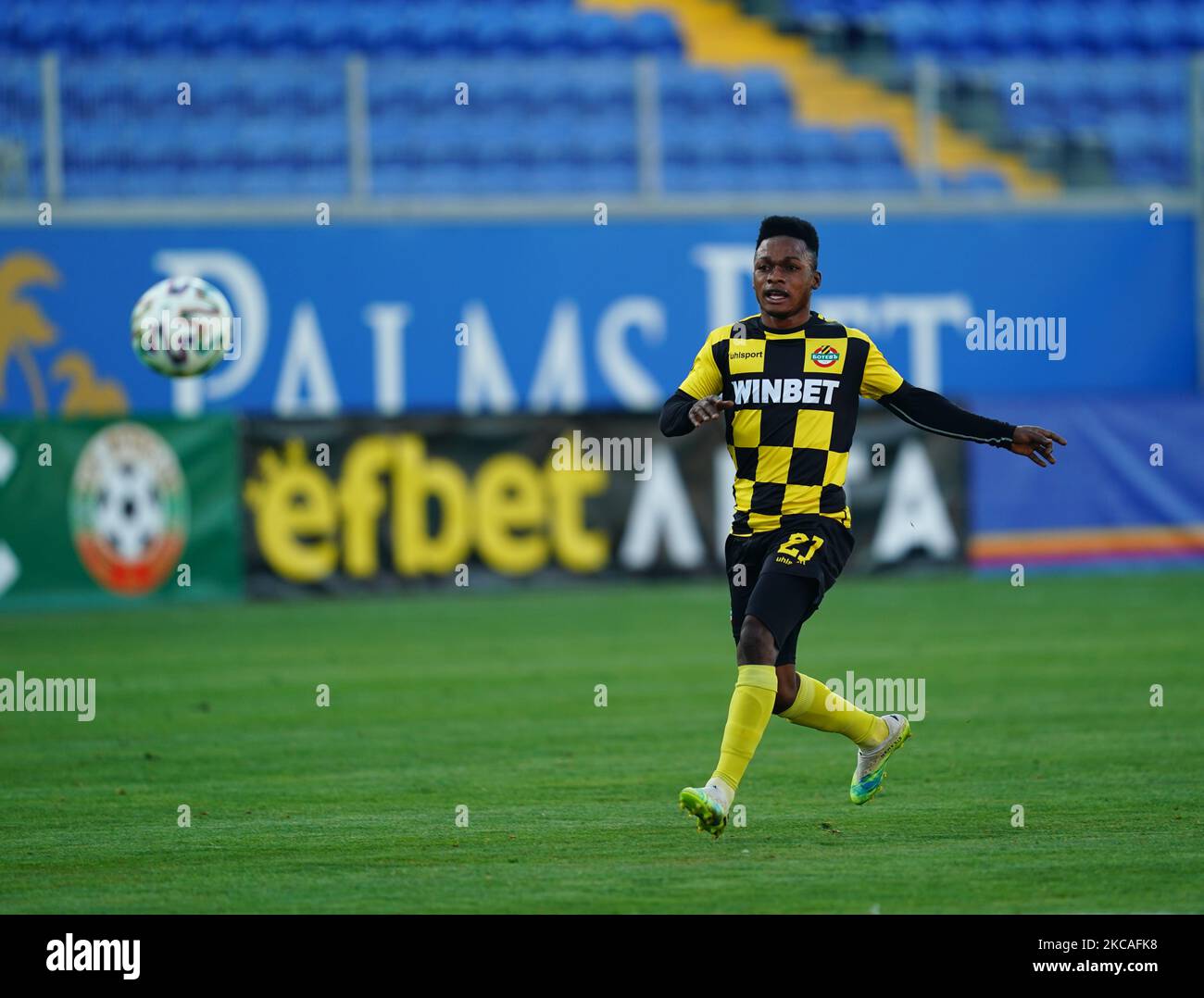 Emmanuel toku of botev plovdiv hi-res stock photography and images - Alamy