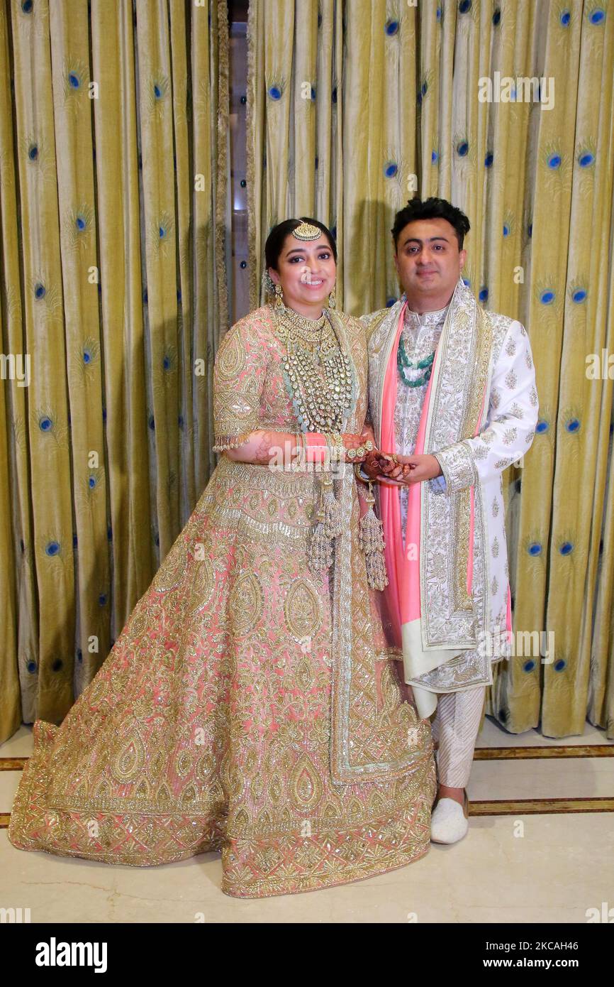 Son in law binoy gandhi hi-res stock photography and images - Alamy