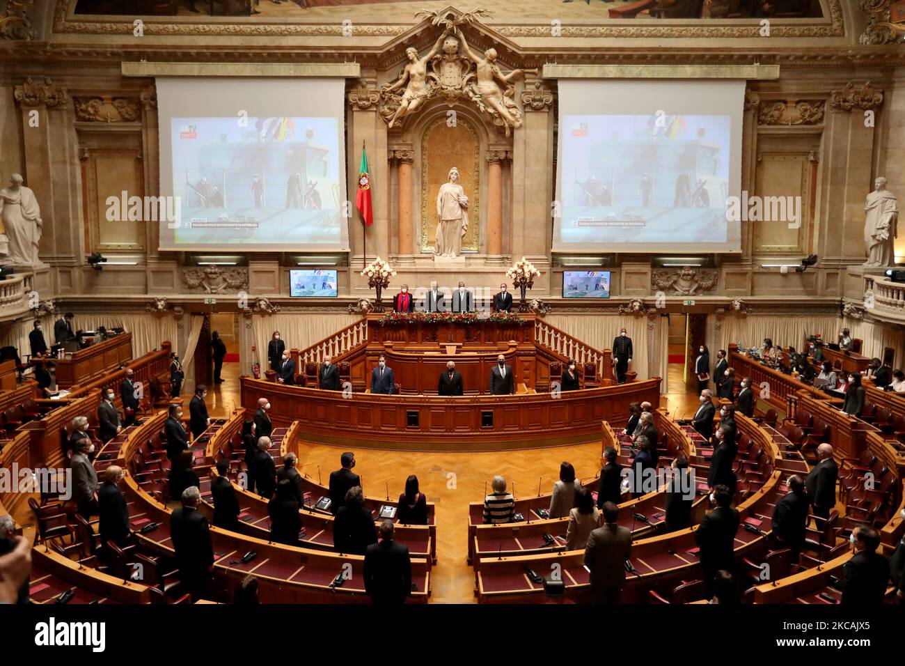 Re elected portuguese president marcelo rebelo hi-res stock photography ...