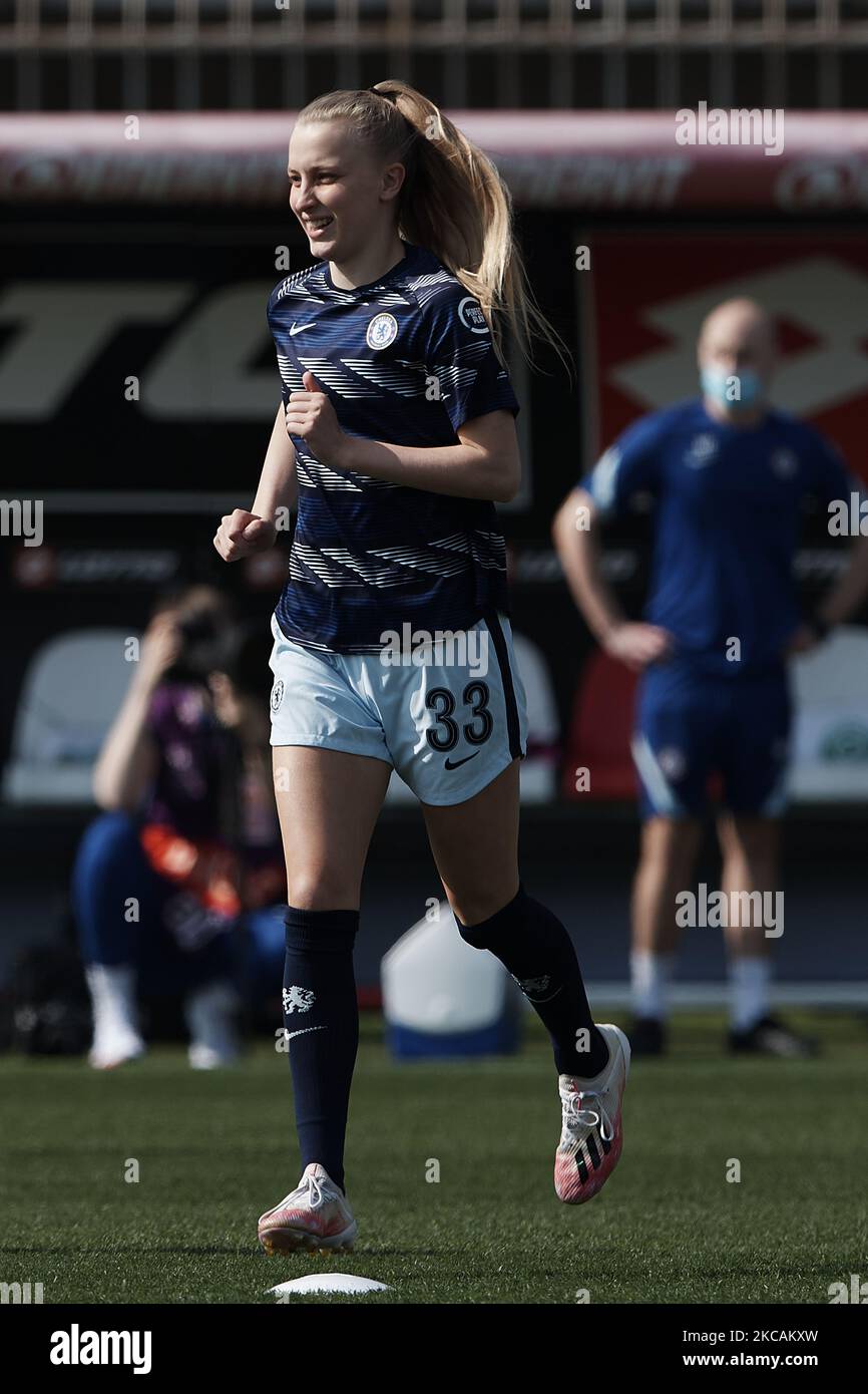 Agnes Beever-Jones (England) of Chelsea FC during the warm-up before ...