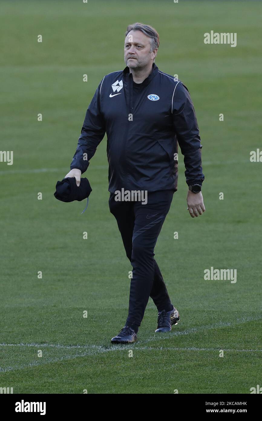 Coach of molde fk hi-res stock photography and images - Alamy