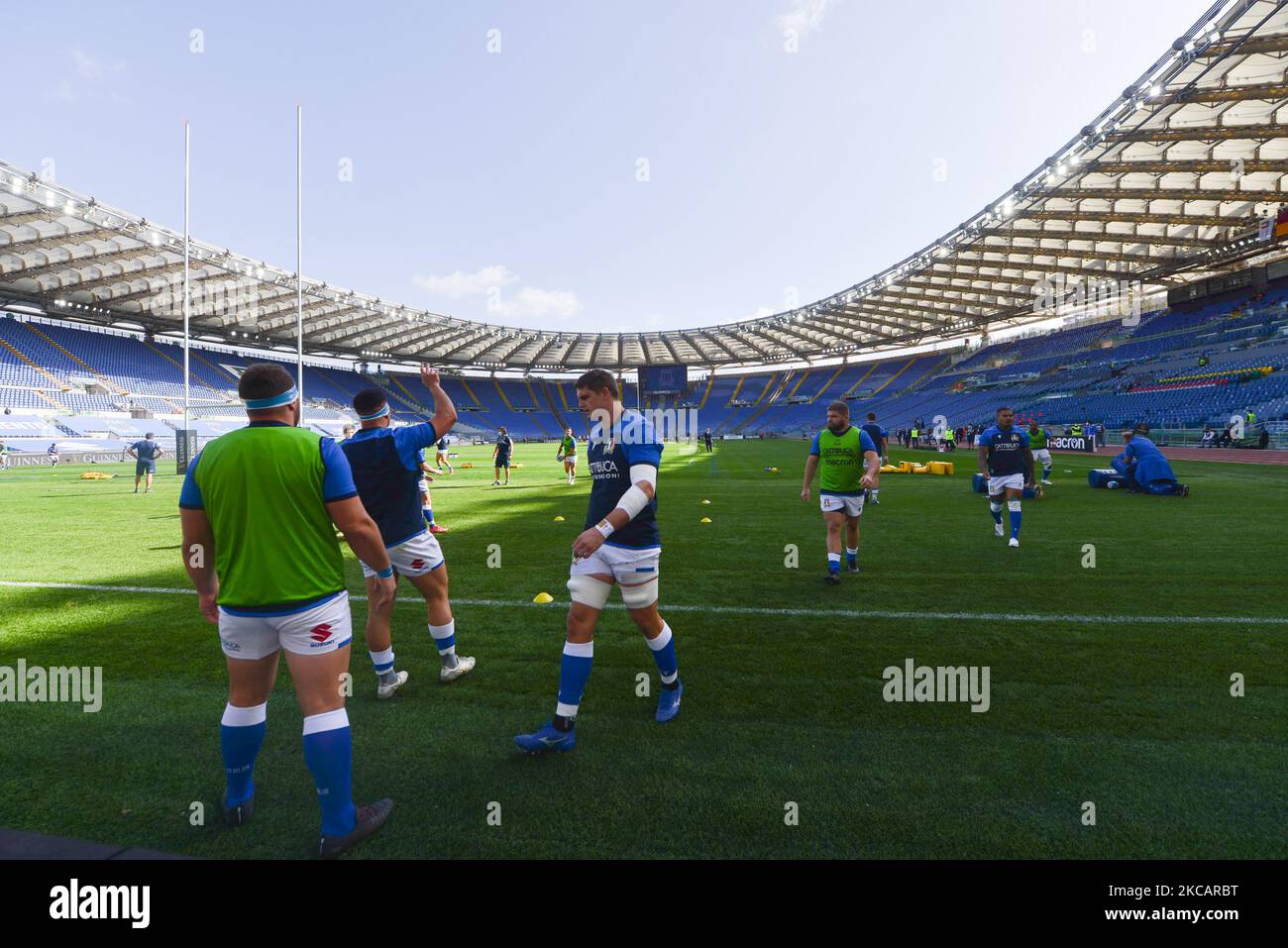 Italian rugby stadio olimpico rome hi-res stock photography and images ...