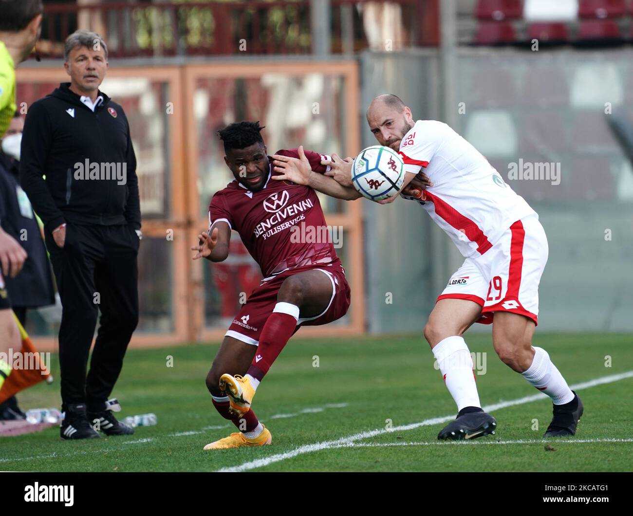 Orji Okwonkwo of Reggina 1914 during the Serie B match between Reggina ...