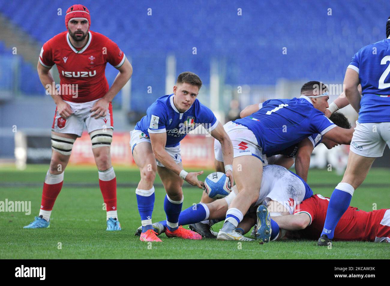 Stephen Varney of Italy in action during the 2021 Guinness Six Nations ...