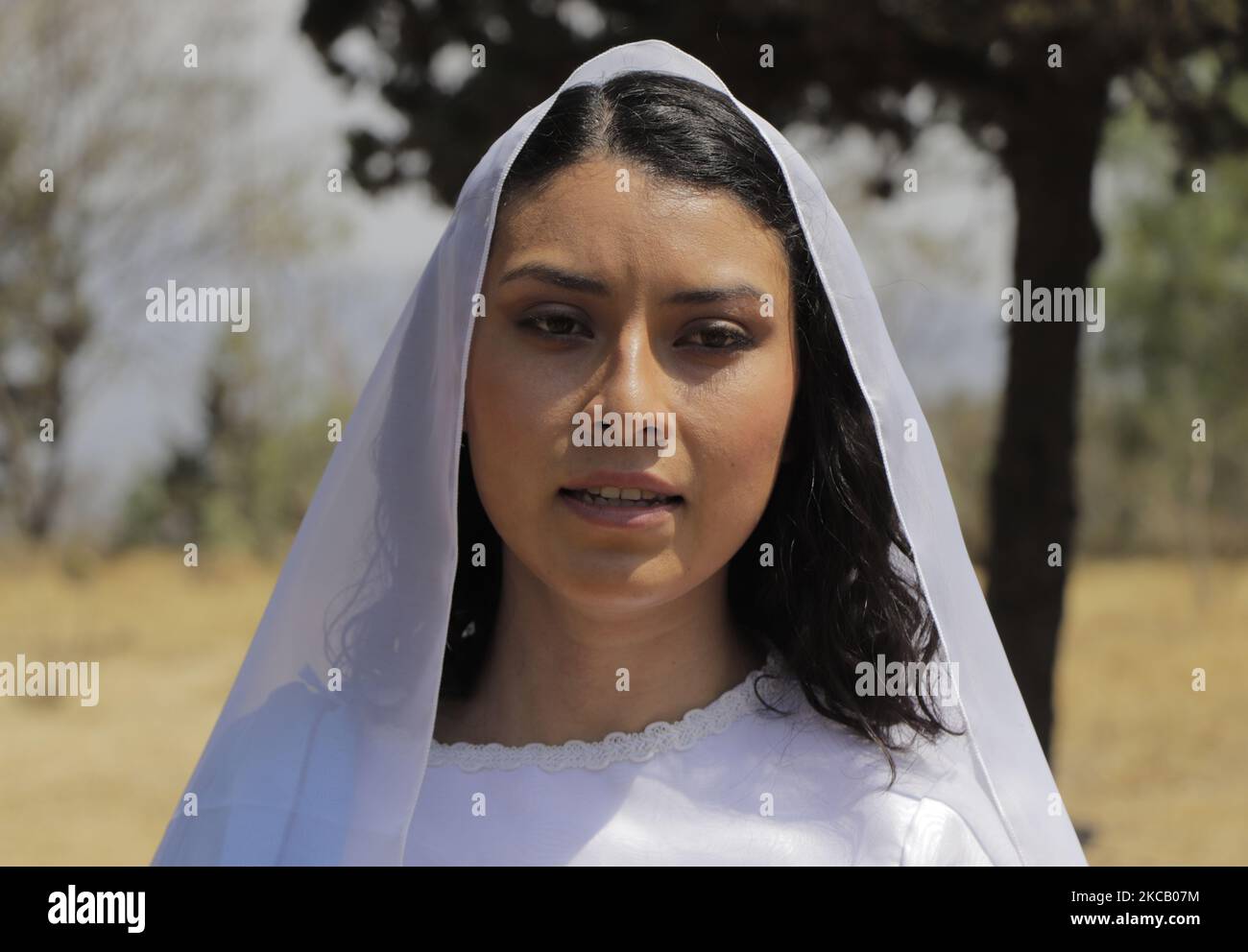 Mary death mask hi-res stock photography and images - Alamy