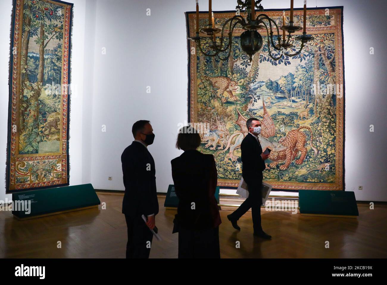 The major exhibition 'All the King’s Tapestries: Homecomings 2021-1961 ...