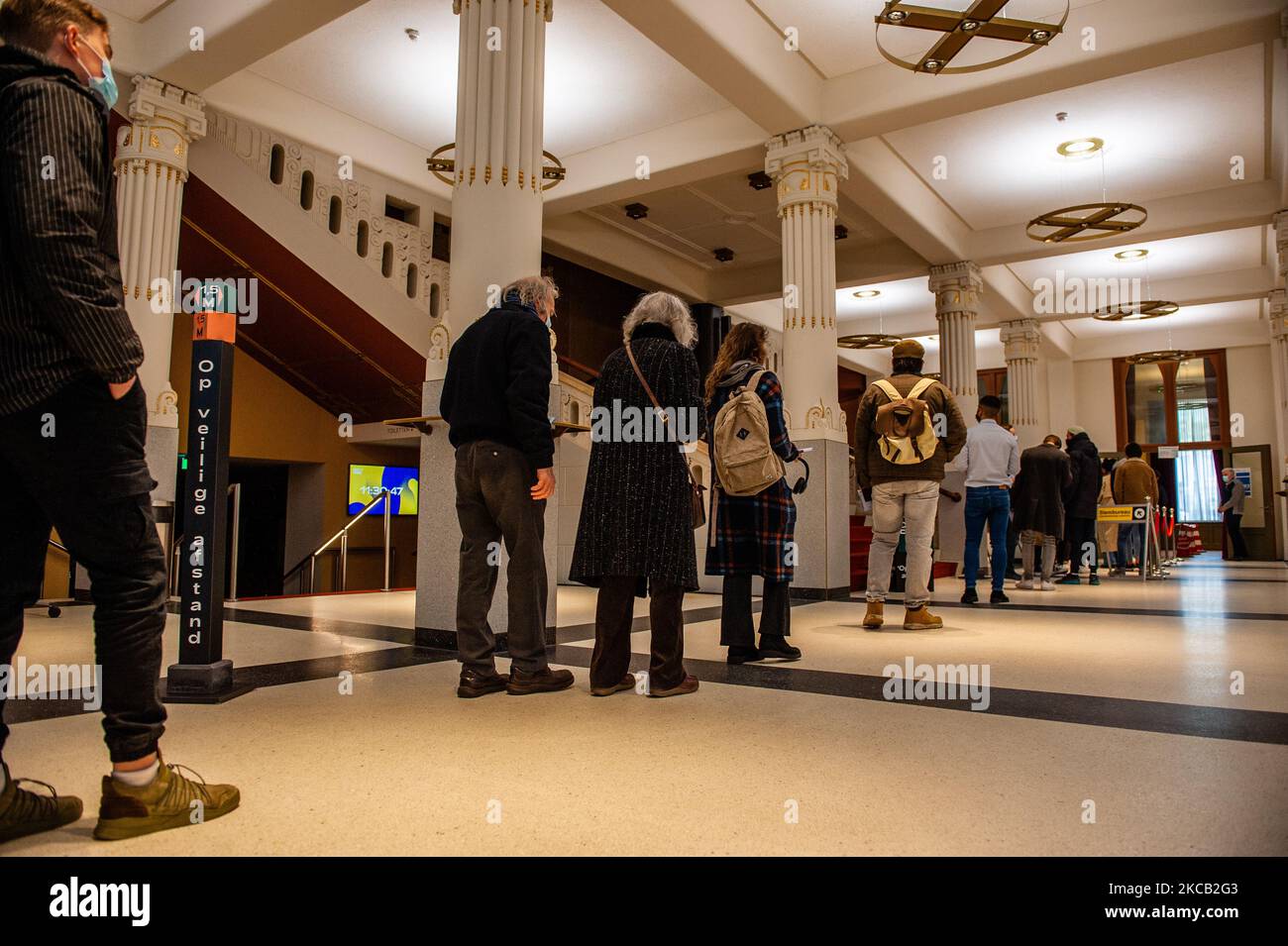 Concert queue system hi-res stock photography and images - Alamy