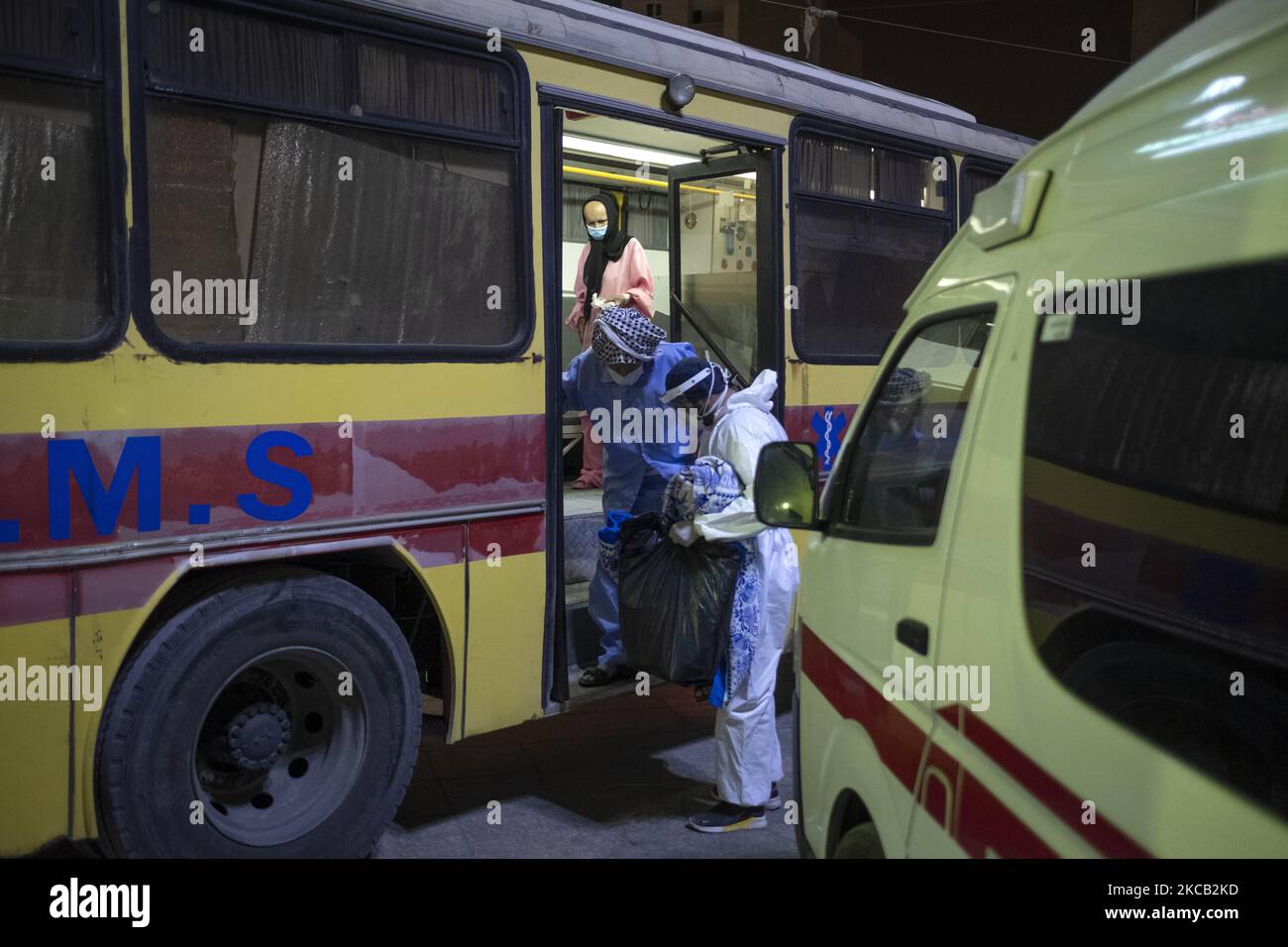 508 bus hi-res stock photography and images - Alamy
