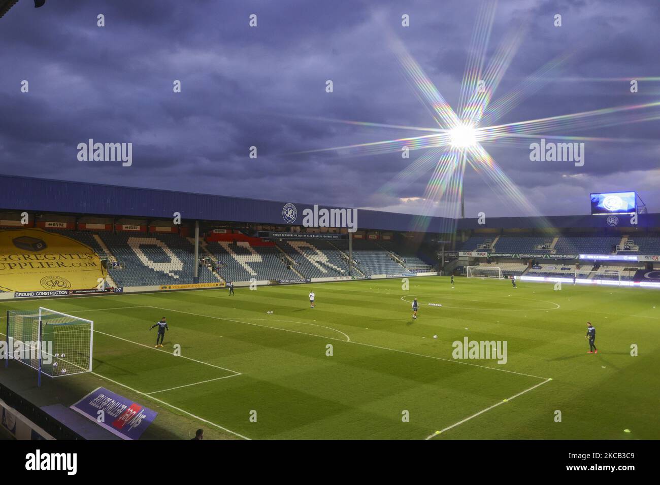 Millwall vs queens park rangers hi-res stock photography and images - Alamy