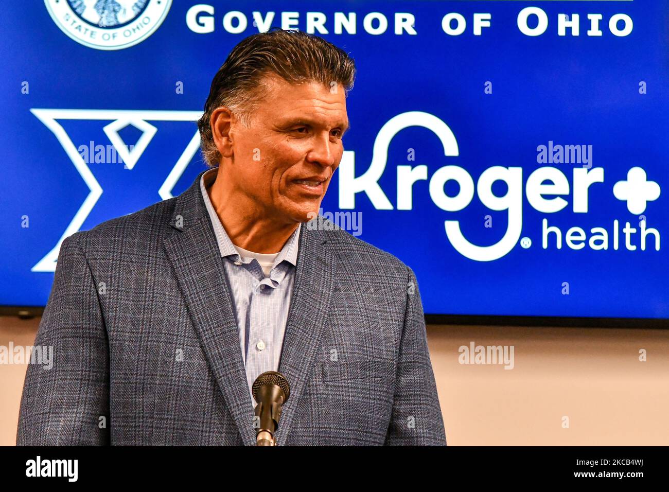 Anthony munoz bengals hi-res stock photography and images - Alamy