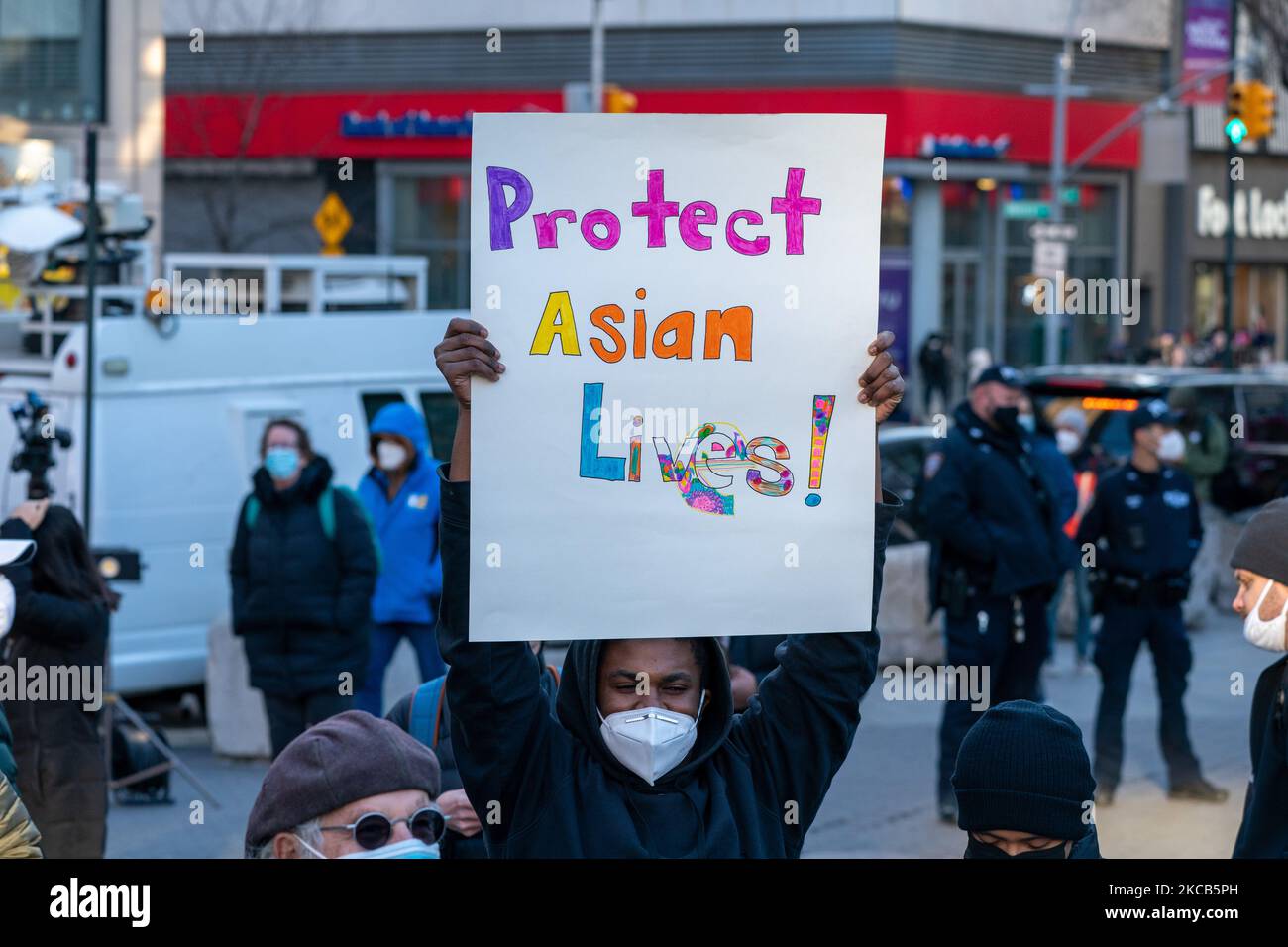 Asian Americans and New Yorkers are gathered for a peace vigil for ...
