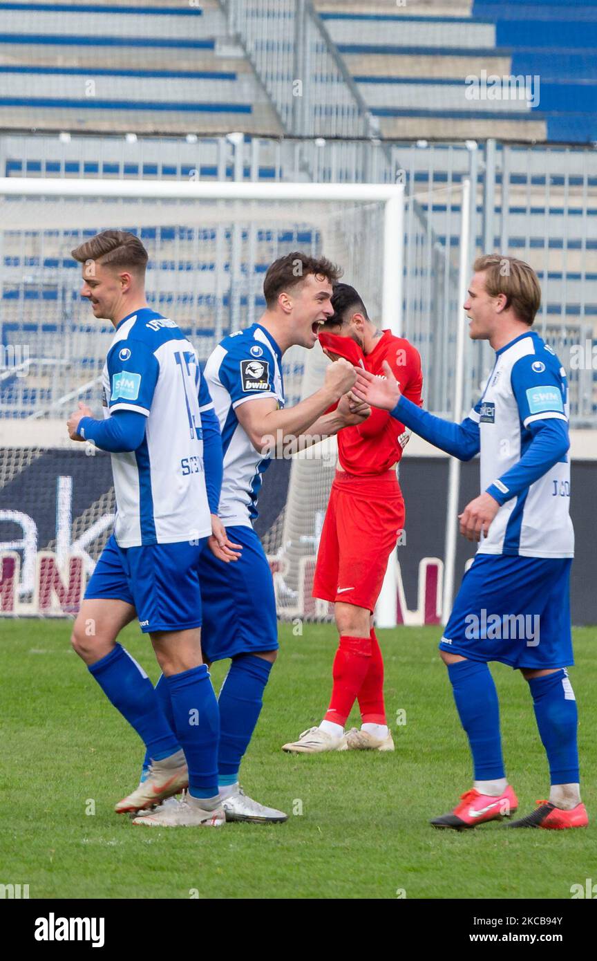 (from left to right) Daniel Steininger, Adrian Malachowski and Thore ...