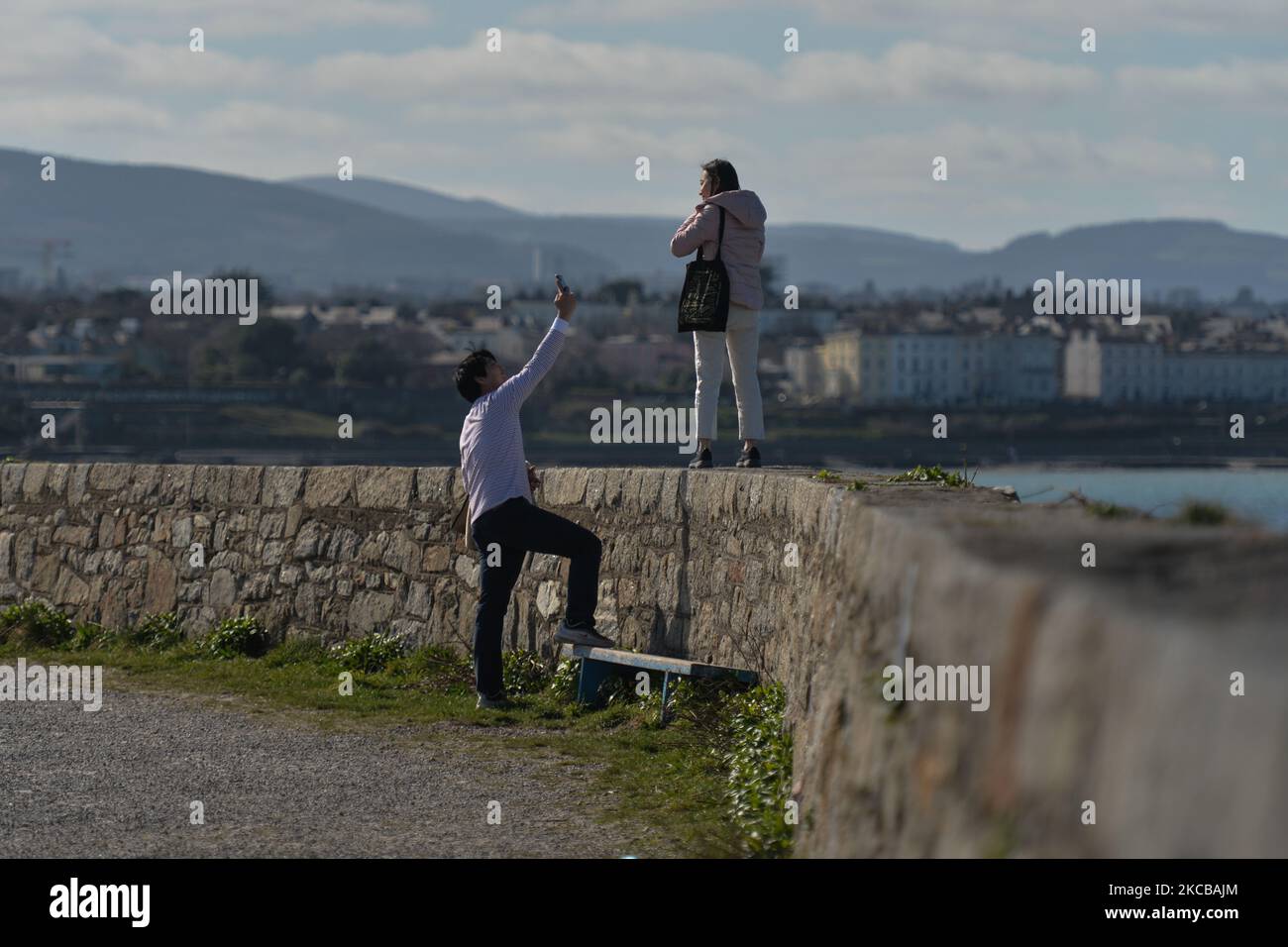 Covid 19 pictures during lockdown in the west of ireland hi-res stock ...