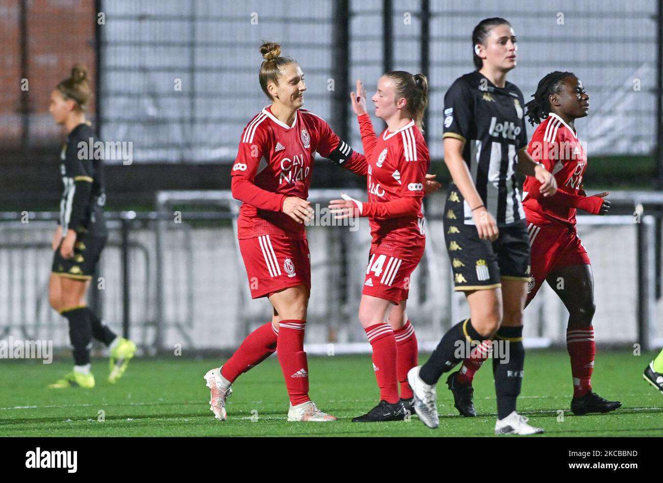 Maud Coutereels (17) of Standard pictured celebrating with teammates ...