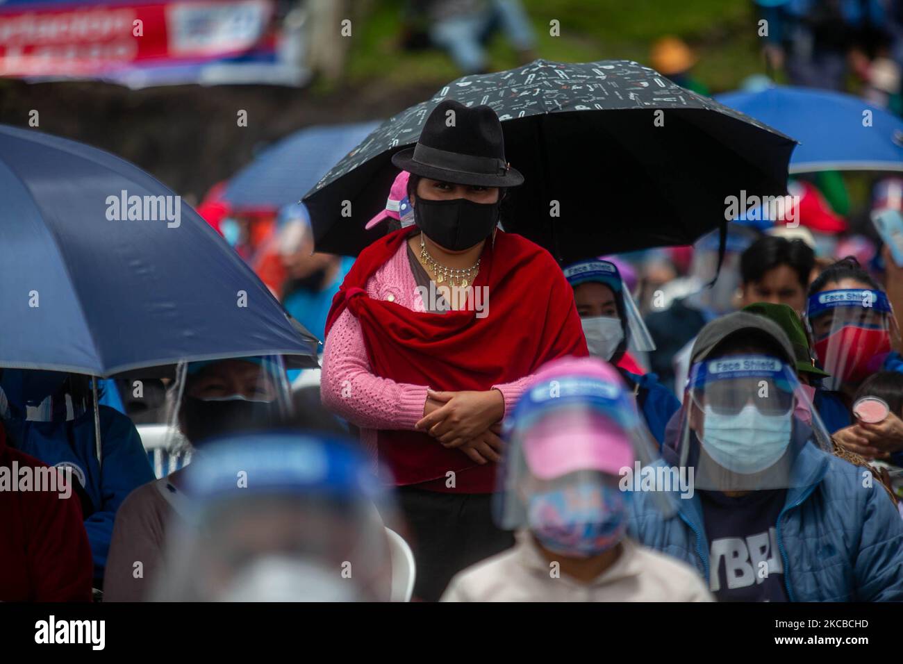 Immunization of ecuador hi-res stock photography and images - Alamy
