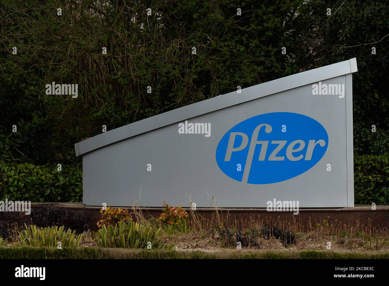 Generic drugsover hi-res stock photography and images - Alamy