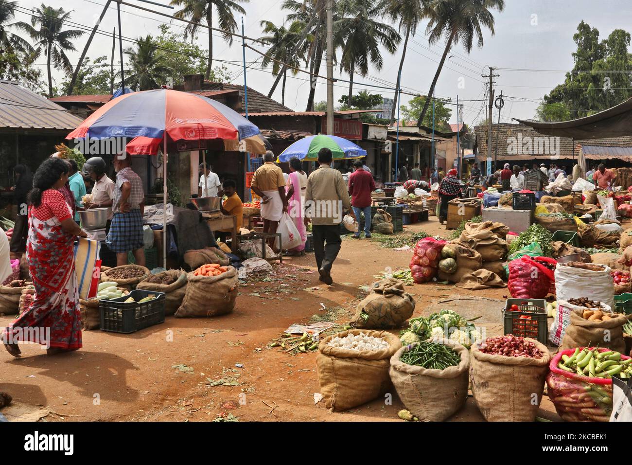 Fruit and vegetables being sold at the Chalai market in the city of ...