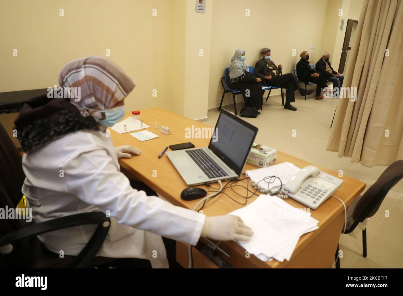 Unrwa s sheikh redwan clinic hi-res stock photography and images - Alamy