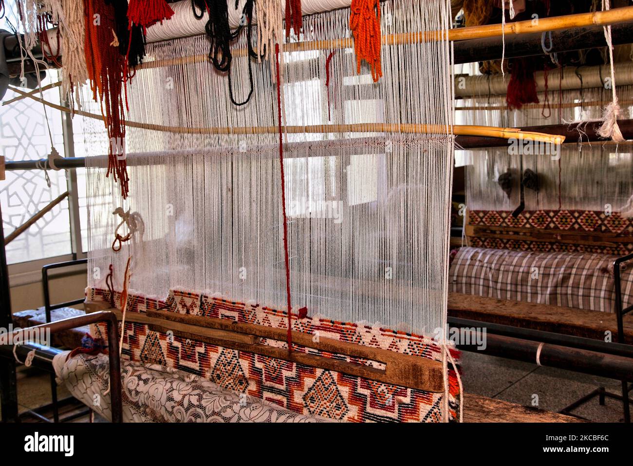 Asian middle rugs hi-res stock photography and images - Alamy