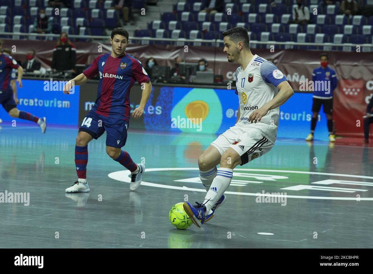 Palacio de futbol hi-res stock photography and images - Alamy