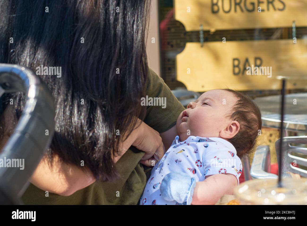 Child pastry eating cafe hi-res stock photography and images - Alamy
