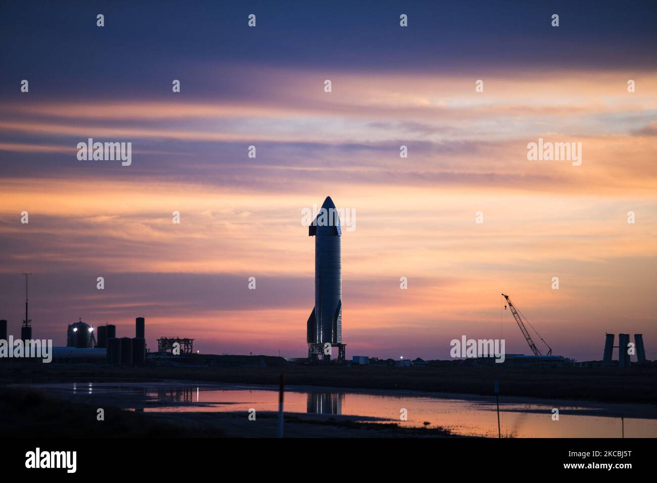 Spacex starship 2021 hi-res stock photography and images - Alamy
