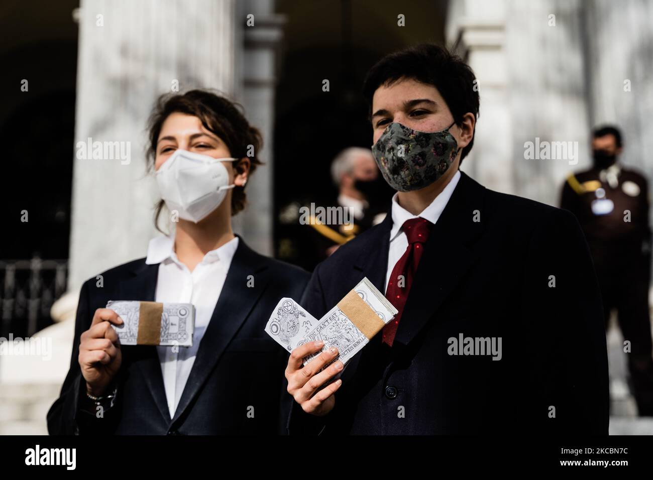 Commodification of art hi-res stock photography and images - Alamy