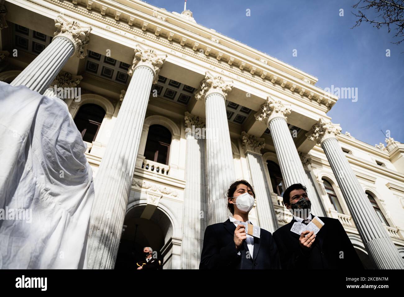 Commodification of art hi-res stock photography and images - Alamy